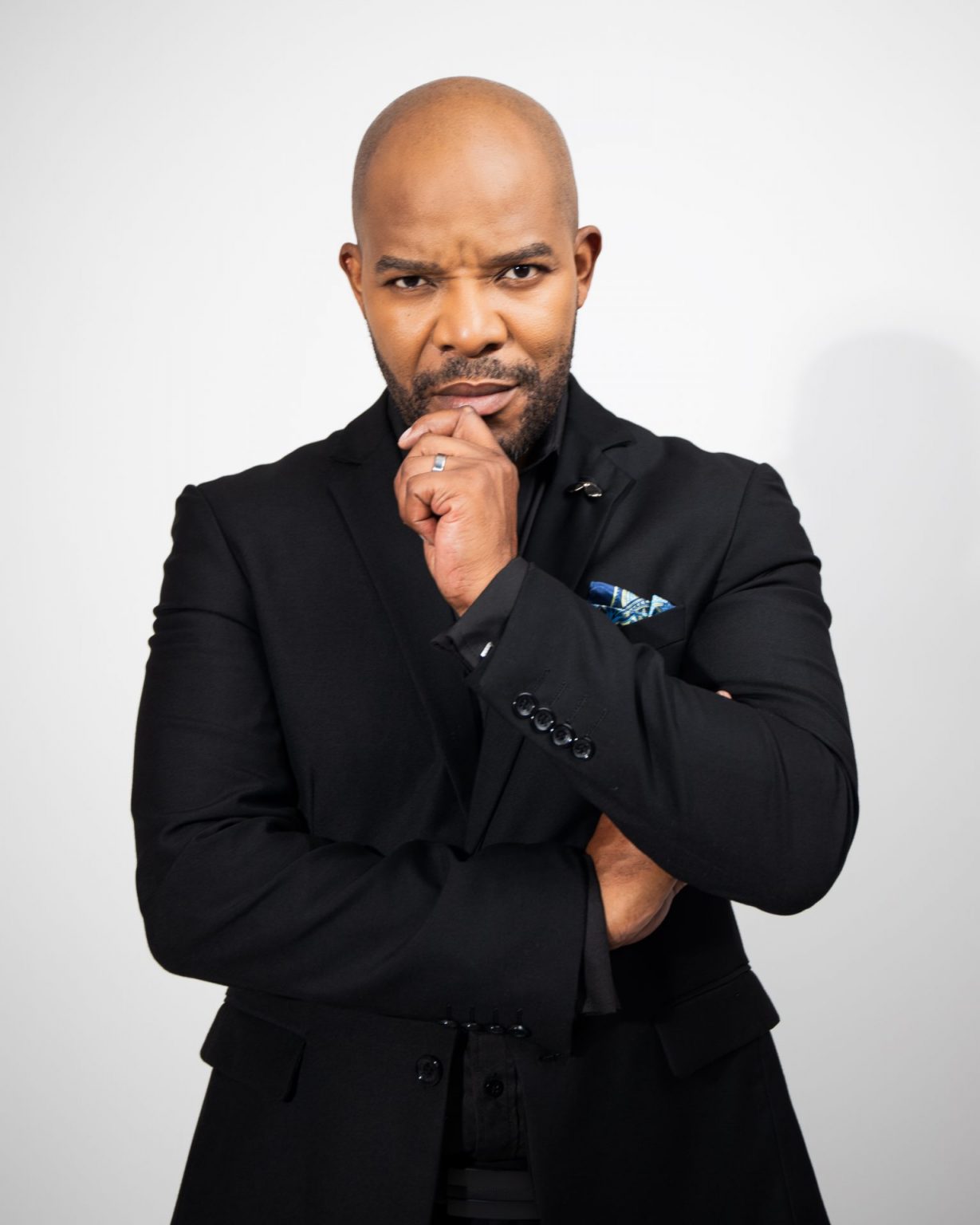 Hlomla Dandala to Play The Character of Caesar In Smoke & Mirrors - Guy ...