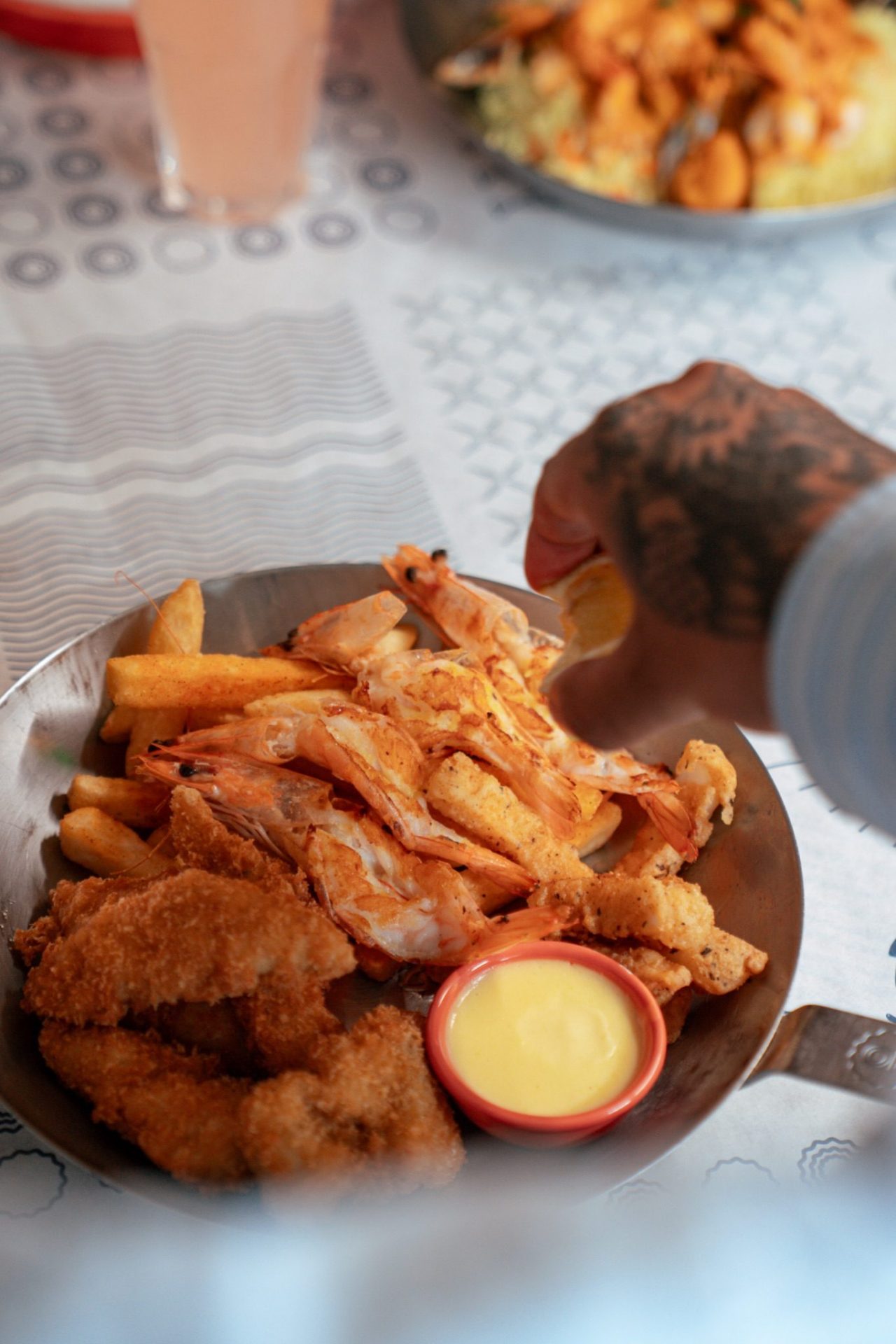 Spring Seafood Specials That Won’t Sink Your Budget - Guy-Gal Conner